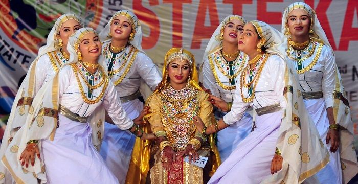 Folk Dance - Harpeggio